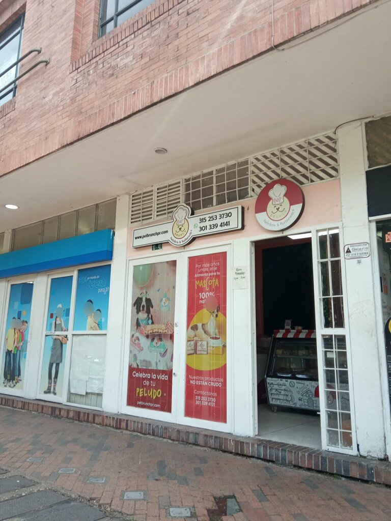 Petshop Pet Brunch Pastelería y Restaurante para mascotas, Bogota, foto