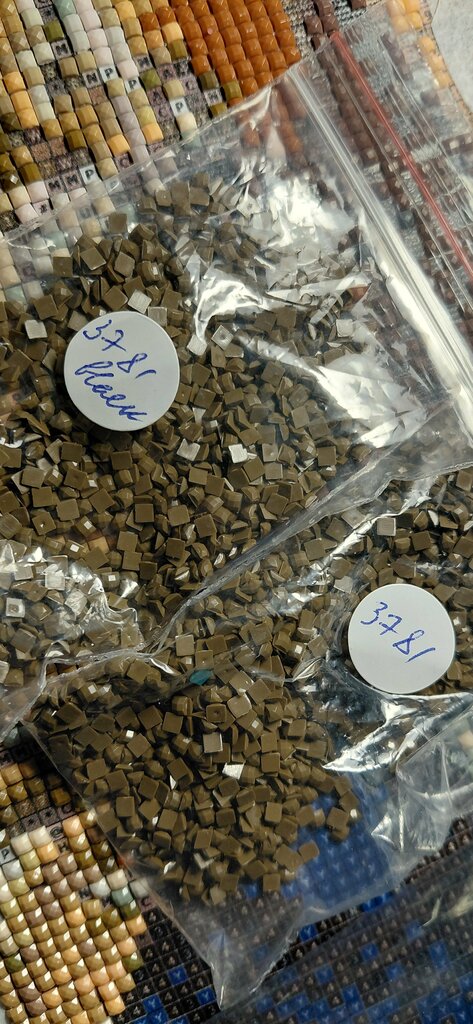 Hobi, elişi için ürünler Deep art, Yekaterinburg, foto