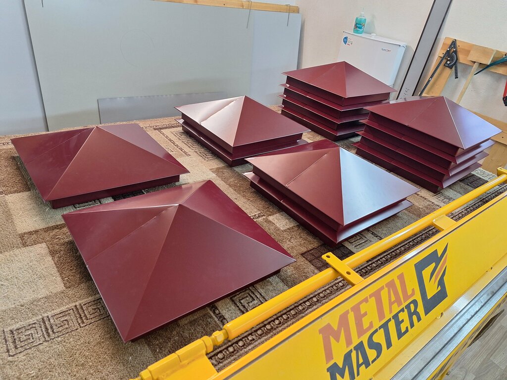 Çatı ve çatı materyalleri Жестянщик, Belgorod, foto