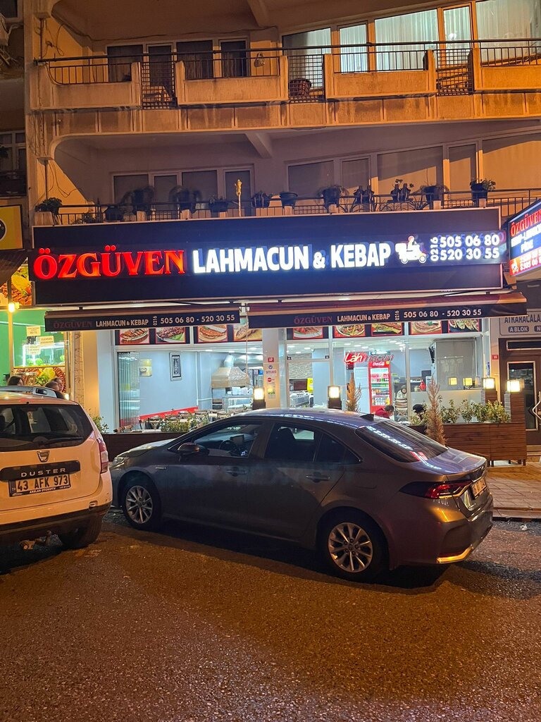 Restoran Öz Güven Kebap Pide&Lahmacun salonu, İstanbul, foto