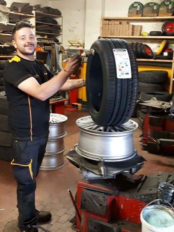 Jant ve lastikçiler Lancia Gomme, Abruzzo, foto