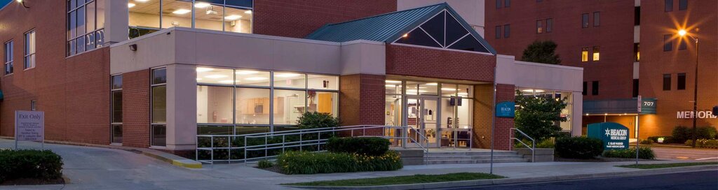 Tıp merkezleri ve klinikler Anton Crepinsek Jr, Md - Beacon Medical Group E. Blair Warner, South Bend, foto