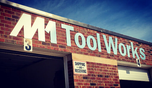 Sanayi ekipmanları firmaları M-1 Tool Works Inc, İllinois, foto