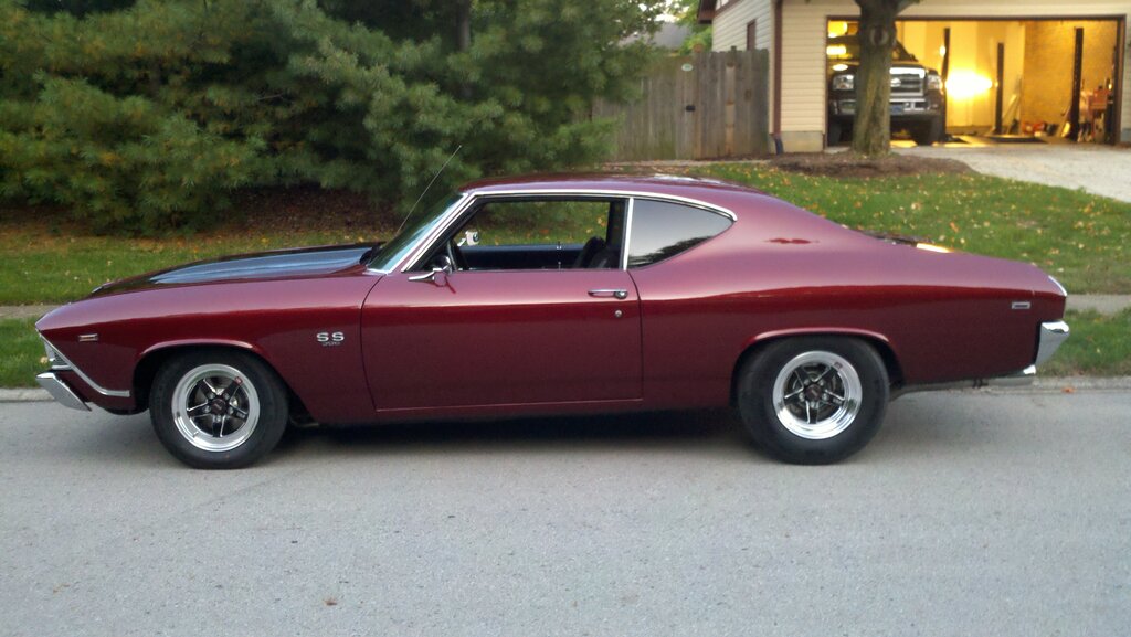 Motor tamiri American Classics Restoration, İndiana Eyaleti, foto