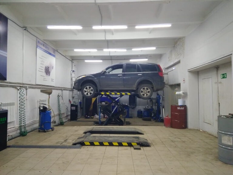 Express yağ değişim noktası Mobil 1 Center Podorozhnik Auto, Podolsk, foto
