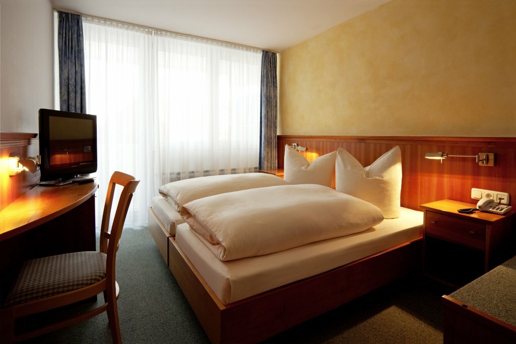 Otel Gasthof Lerner, Freising, foto