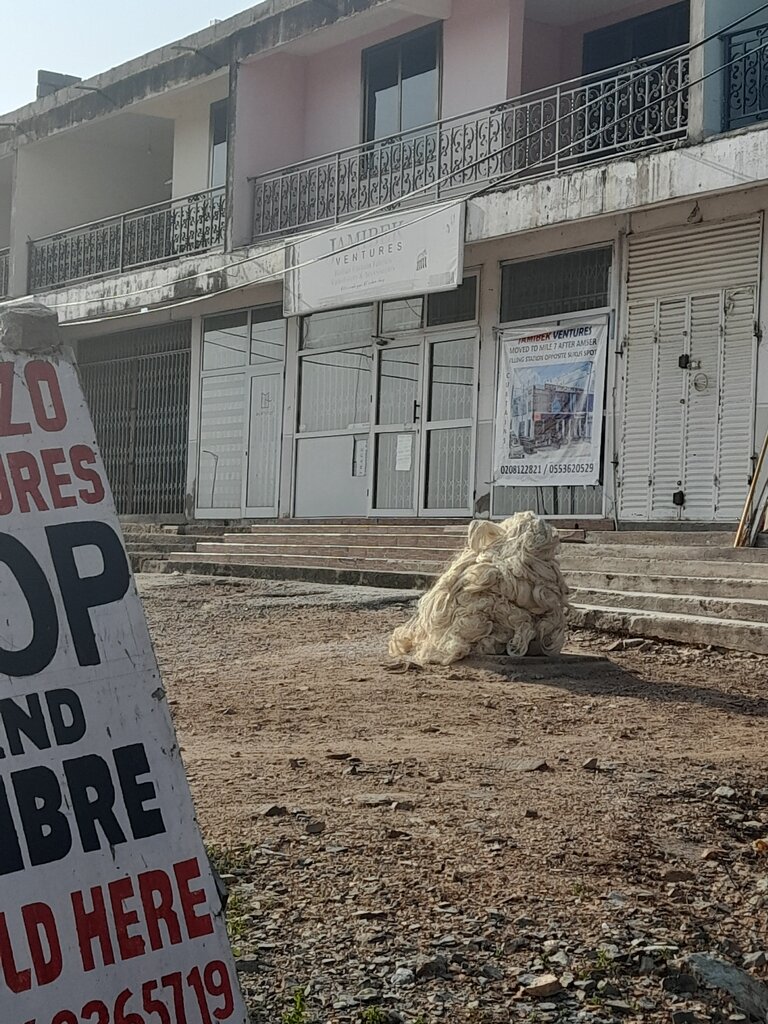 Perde ve korniş üreticileri Jamibek Ventures Curtains, Dünya, foto