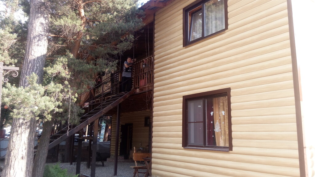 Konuk evi Полярный, Karaçay‑Çerkez Cumhuriyeti, foto