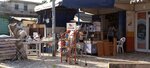 Second hand appliances store (Isaac Tetteh Avenue No:7), i̇kinci el eşya satışı  Akra'dan