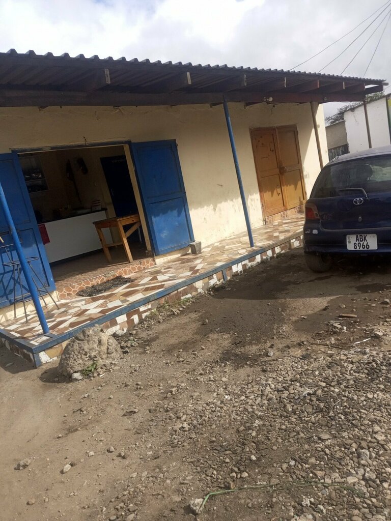 Otomobil servisi Rafmark, Lusaka, foto