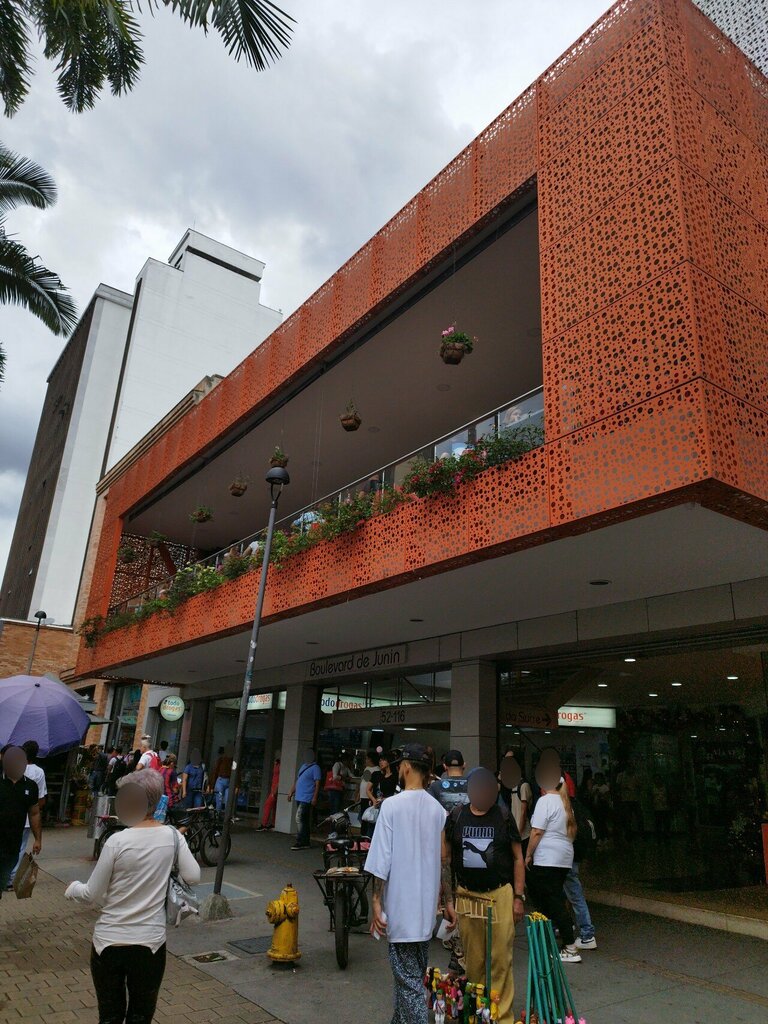 Alışveriş merkezleri Commercial Passage Blvd De Junín, Medellin, foto