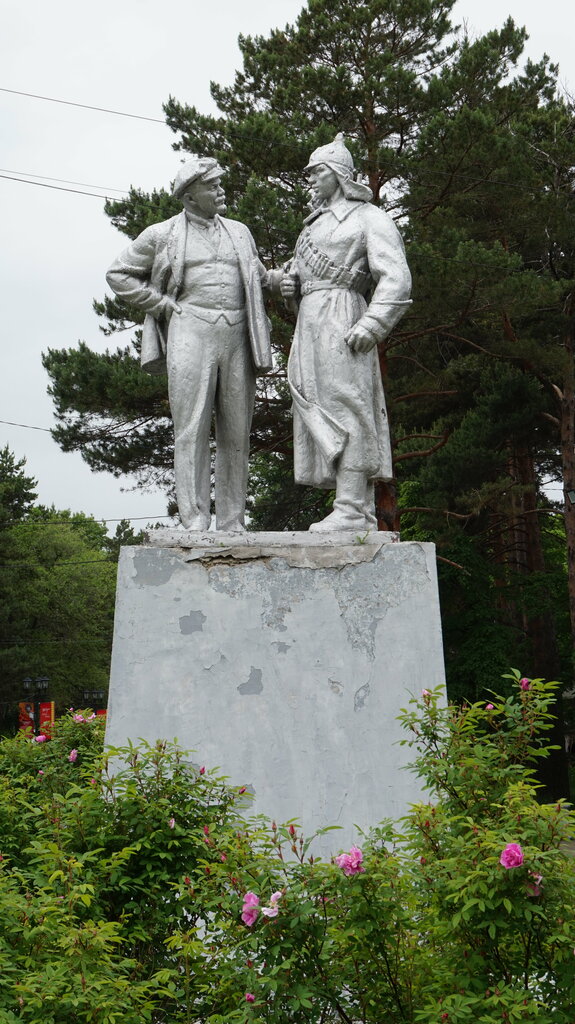Anıt, heykel Vladimir Lenin and Red Army Soldier Monument, Habarovsk, foto