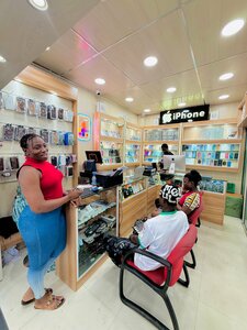 Adex (Abidjan, La commune Adjamé, Rue E17, 122), cep telefonu aksesuarları  Abican'dan