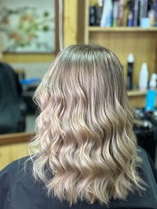 Hairdressers (ulitsa Gagarina No:25А), kuaförler  Temnikov'dan
