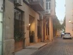 Agora (Hеqiqеt Rzayeva Street No:13), restoran  Bakü'den