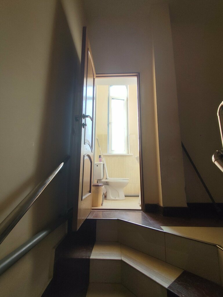 Tuvalet Туалет, Makhachkala, foto