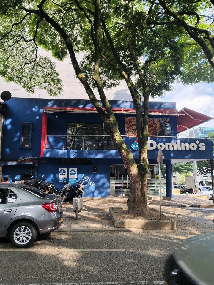 Pizzacılar Domino's Pizza, Medellin, foto