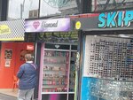 Diamond (Bogotá, Carrera 13 Avenue), kuyumcular  Bogota'dan