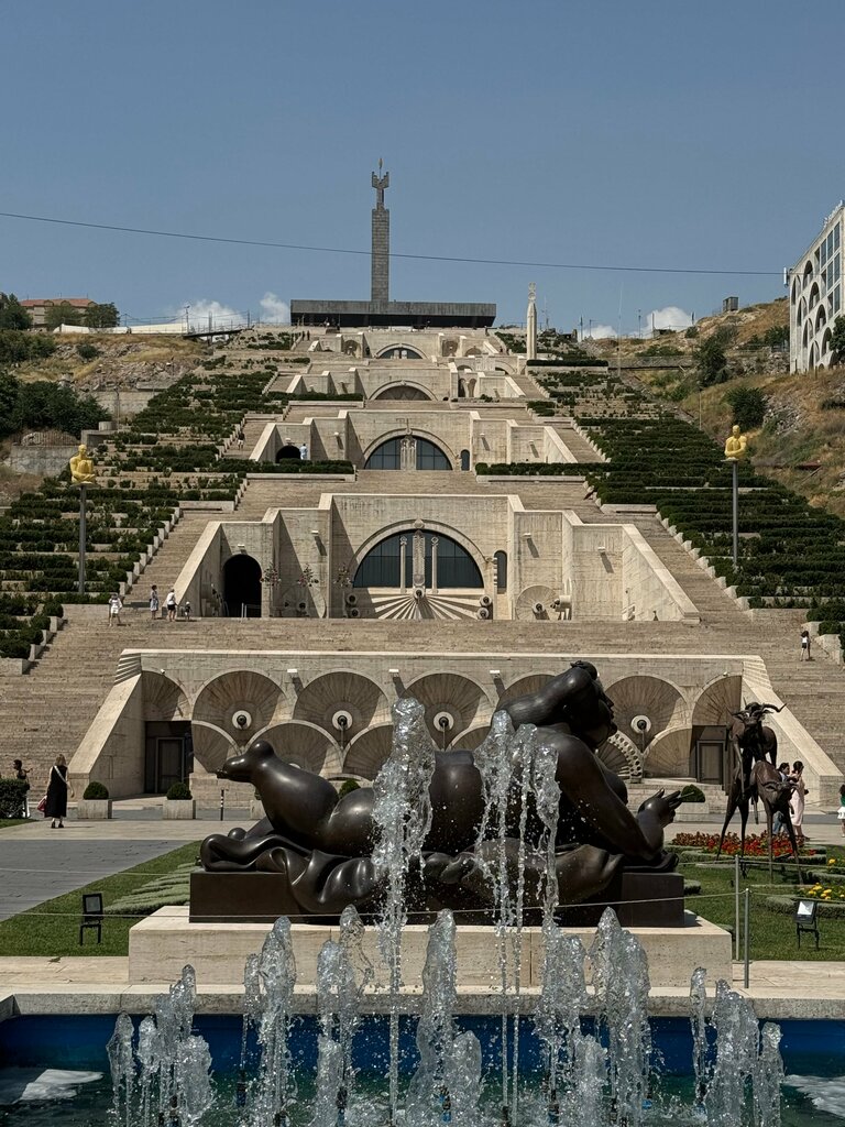 Müzeler ve sanat galerileri Merdivenler, Erivan, foto