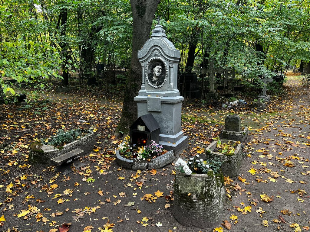 Ünlü kişilerin mezarları Елизавета Иосифовна Малинина, Saint‑Petersburg, foto