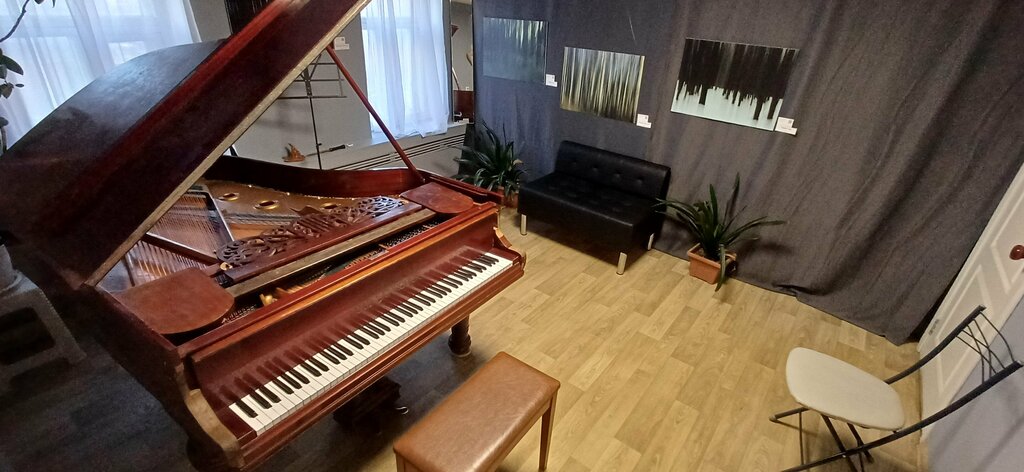 Müzik kulüpleri Два рояля, Nijni Novgorod, foto