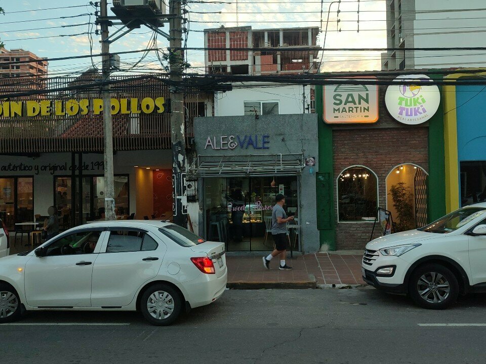 Pasta, şekerleme ve tatlı Ale & Vale, Santa‑Krus, foto