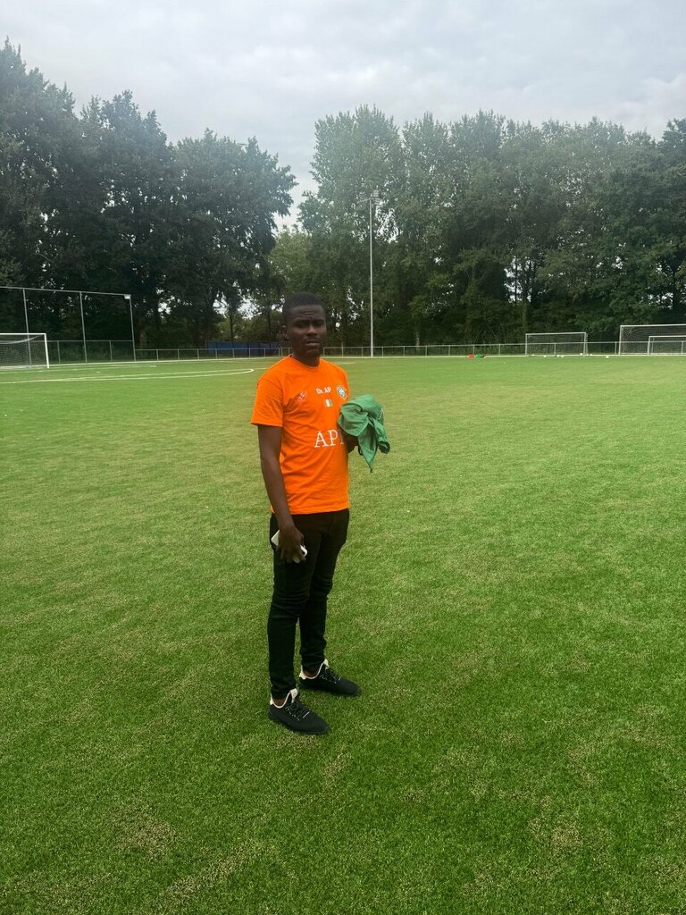 Eğitim merkezleri Epv Touly Gaston Premises, Abican, foto