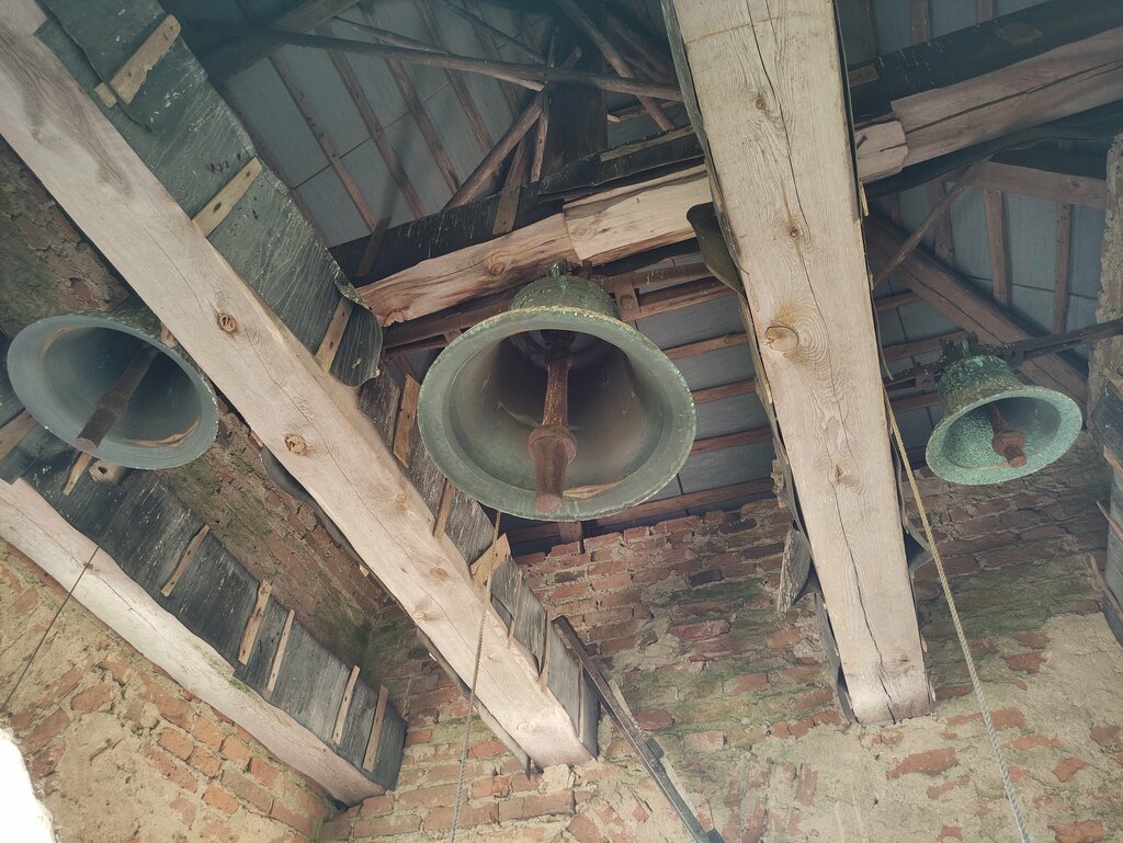 Şapel, haç anıtı Колокольня, Grodnenskaya oblastı, foto