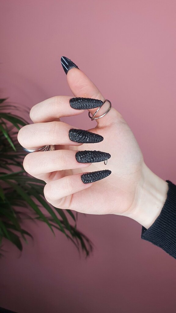 Manikür-pedikür SharkIra Studio, Orenburg, foto