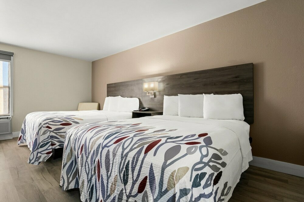 Otel Red Roof Inn Washington, Kuzey Carolina Eyaleti, foto