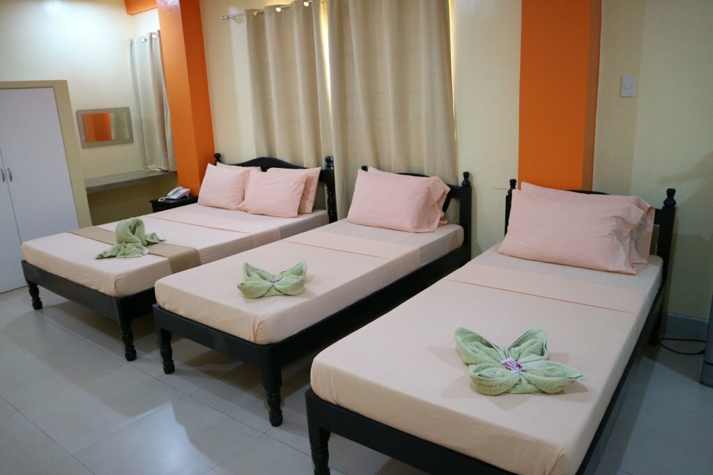 Otel RedDoorz Premium @ Gabinete Road Palawan, Puerto Princess, foto