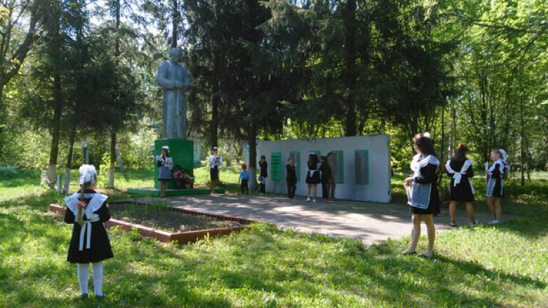 Anıt, heykel Воинам-землякам, погибшим в годы Великой Отечественной войны, Mordovya, foto