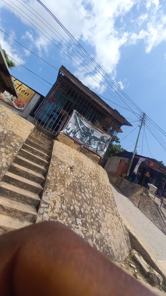 Giyim mağazası Eve's Creations, Dünya, foto