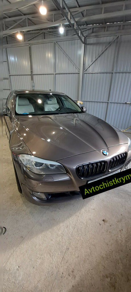 Oto temizleyicisi Химчистка автомобилей, Krymsk, foto