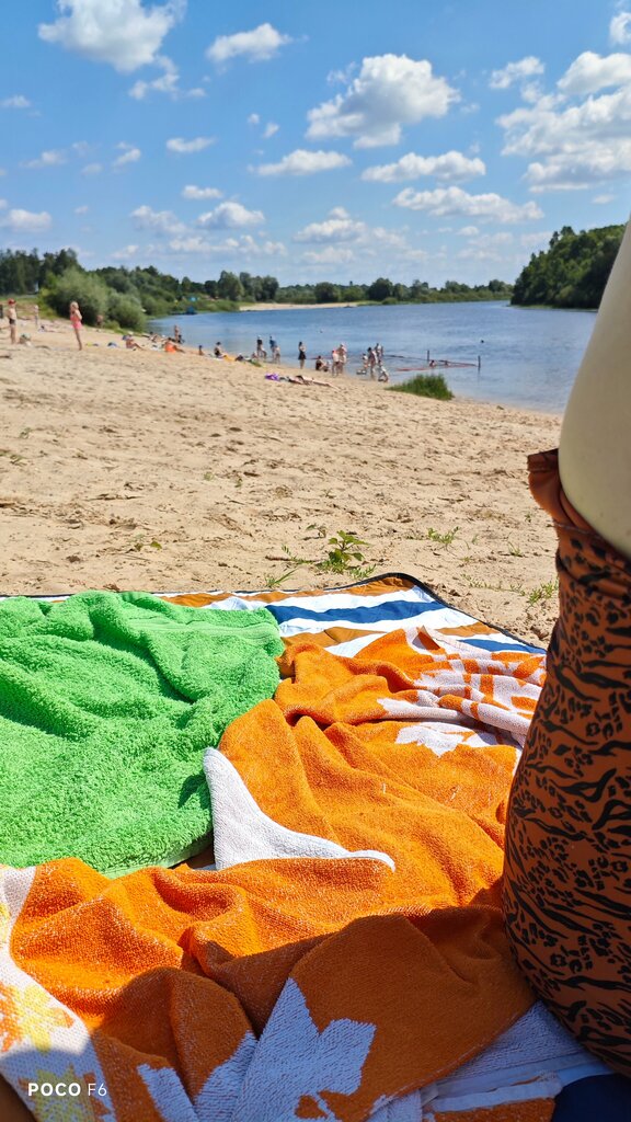 Anıt levhası, anıt taş Пляж Шведская горка, Gomel, foto