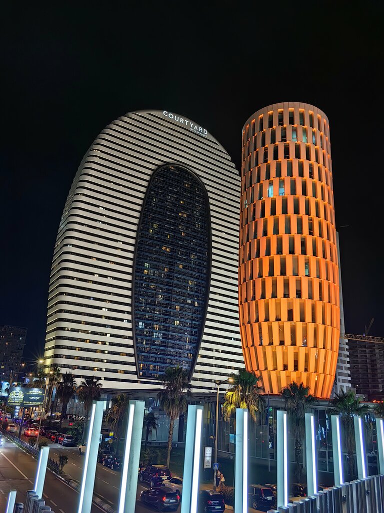 Belediye ve kamu hizmetleri merkezi Batumi Public Service Hall, Batum, foto