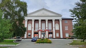 Dvorets kultury im. A. S. (Zavodskoy pereulok No:4), kültür ocakları  Artiomovski'den