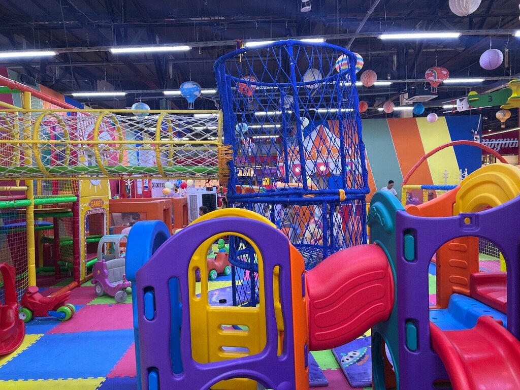 Oyun alanı Joy Park Magnum, Taşkent, foto