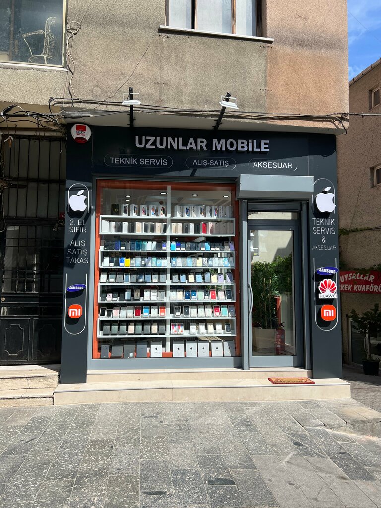 Cep telefonu ve aksesuarları satış mağazaları Uzunlar Mobile, İstanbul, foto