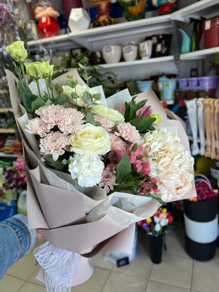 Çiçekçiler Pavilon Tsvety, Kalaç, foto