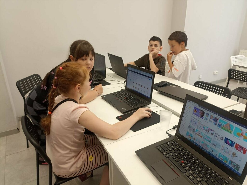 Kurs Algorithmics, Surgut, foto