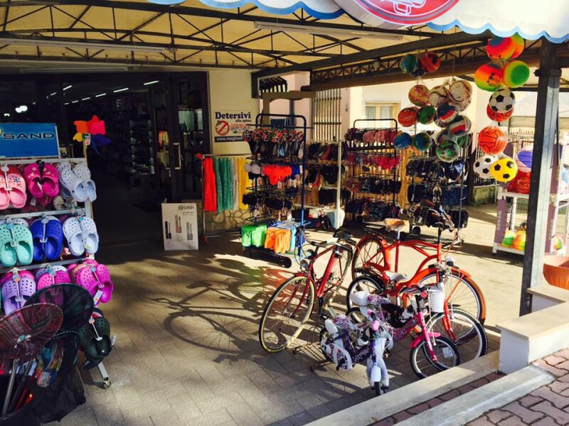 Kozmetik ve parfümeri mağazaları Picio’S Bazar, Lazio, foto