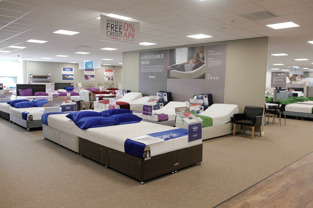 Mobilya mağazaları Dreams Stockton-on-Tees, İngiltere, foto