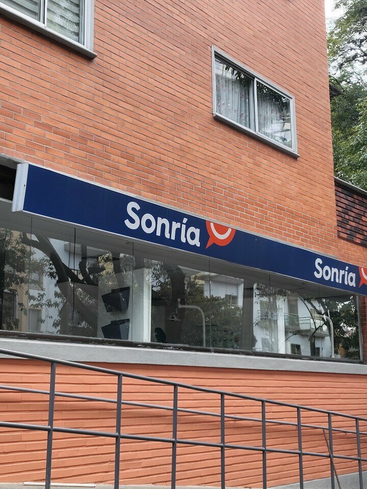 Hastaneler Smile, Medellin, foto