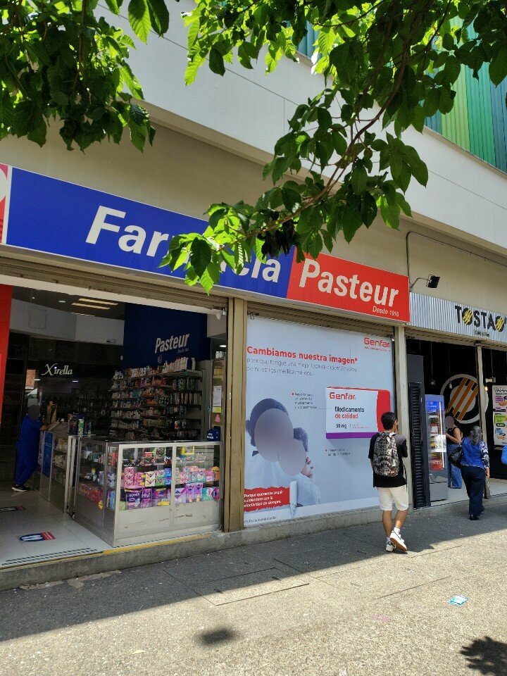 Eczaneler Pasteur Pharmacy, Medellin, foto