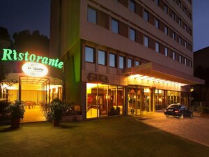 Hotel Dei Congressi (Viale Shakespeare No:29, Rome), otel  Roma'dan