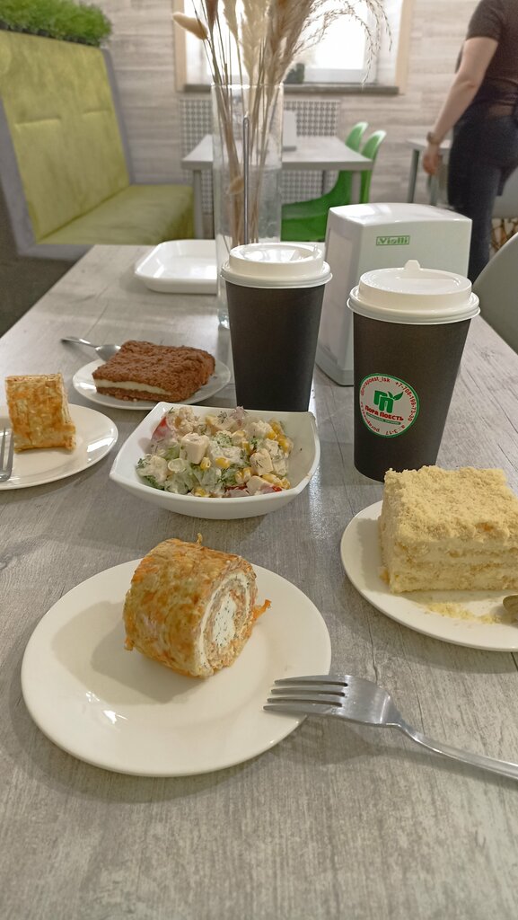 Kafe It's time to eat, Lisakovsk, foto