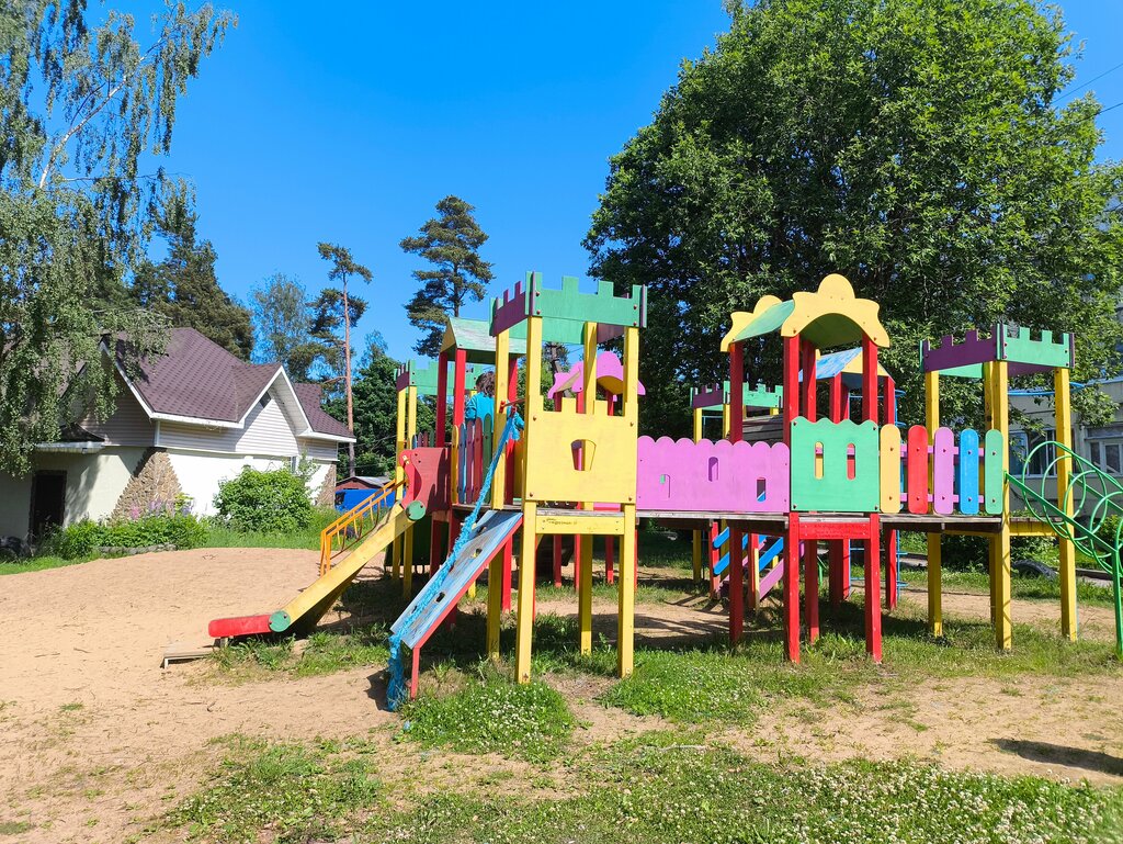 Oyun alanı Playground, Saint‑Petersburg ve Leningradskaya oblastı, foto