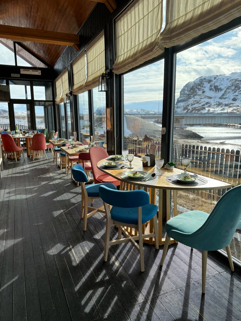 Restoran Nord Lys, Murmanskaya oblastı, foto