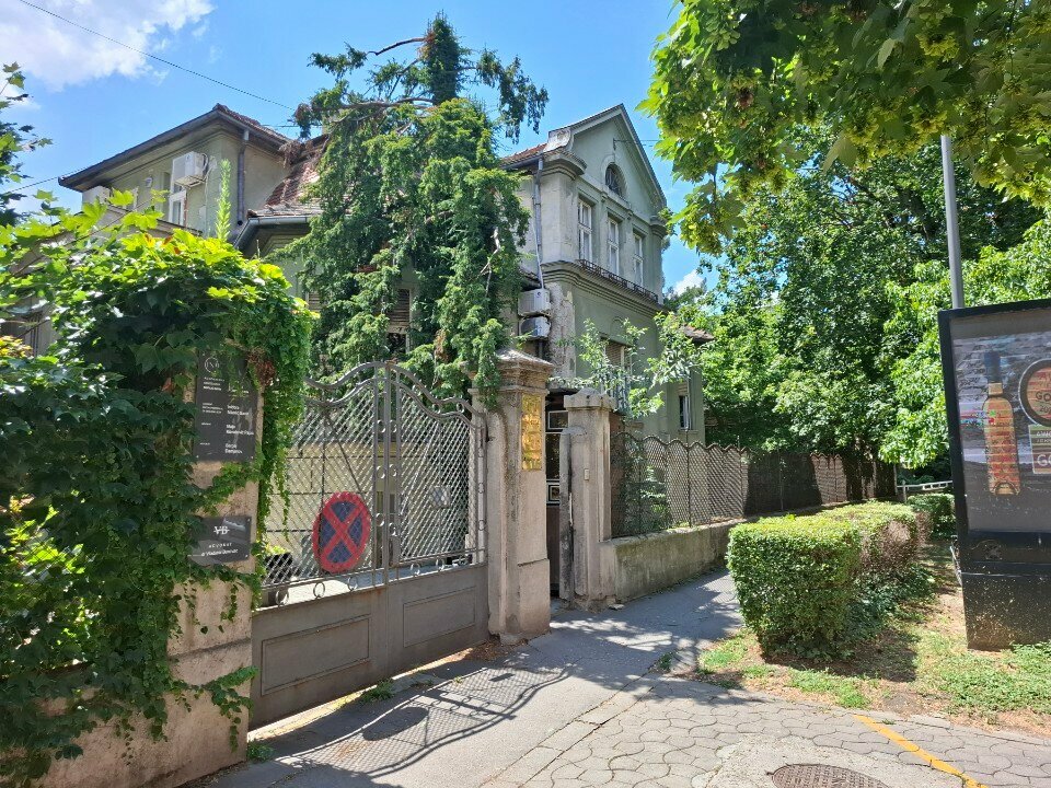 Avukatlar Advokat Sergej Damjanov, Novi Sad, foto